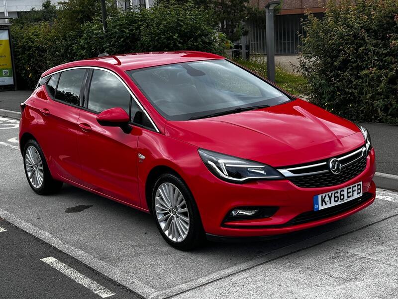 Used VAUXHALL ASTRA 2016 Red for sale - £8795 in Paignton, Devon ...